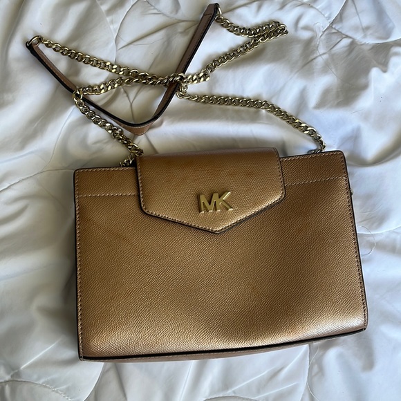 Michael Kors | Bags | Michael Kors Rose Gold Crossbody Bag | Poshmark